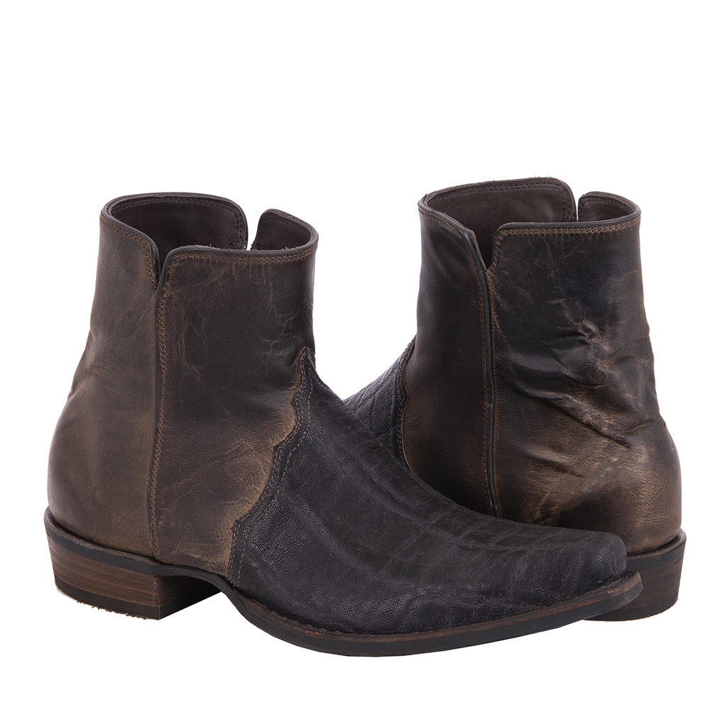 Mens Short Zip Nicotine Elephant Mini Vibram Sole