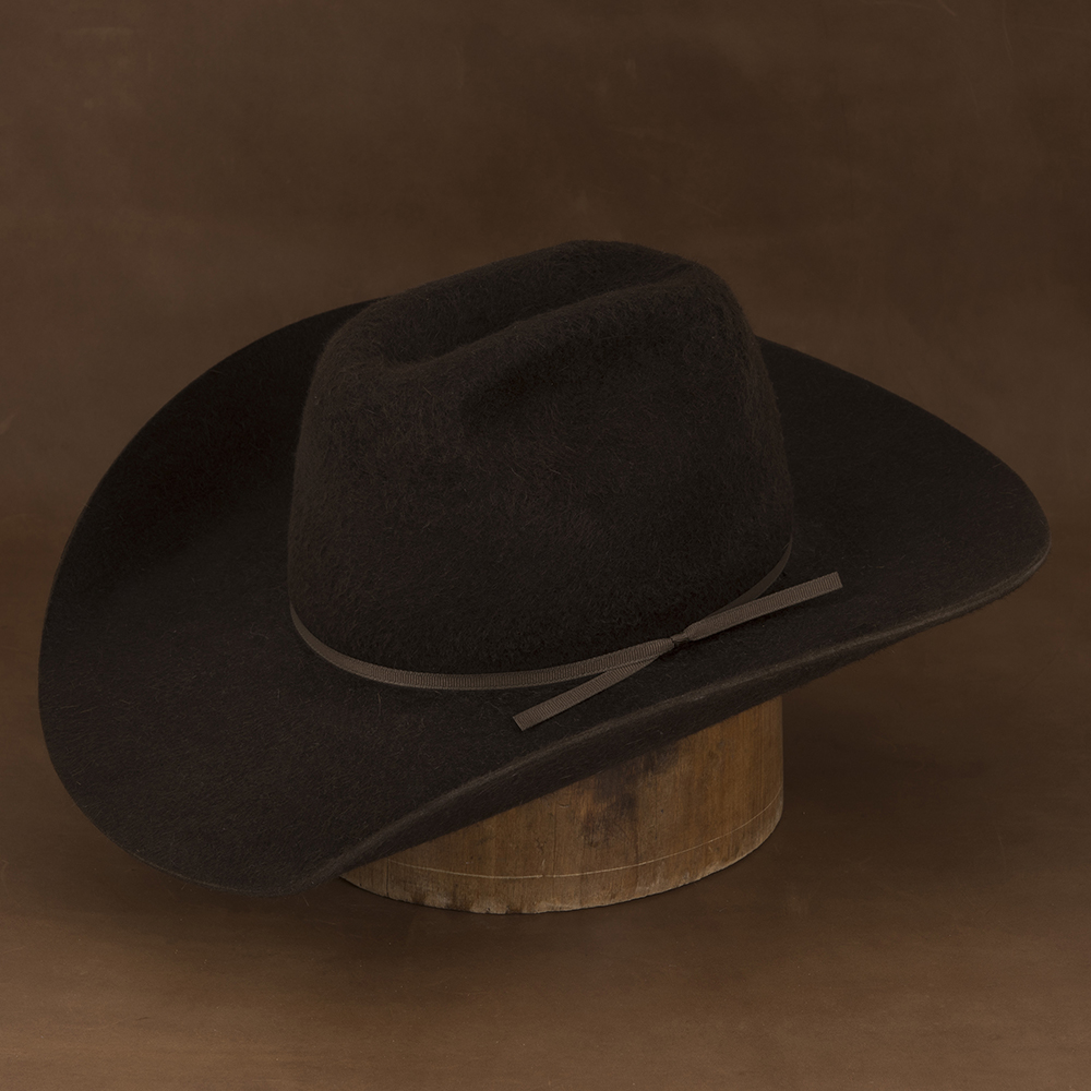 COWBOY SHOVEL CHOCOLATE GRIZZLEY